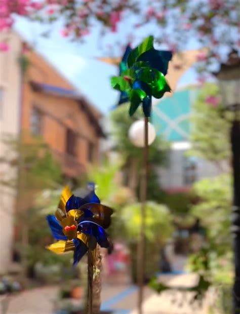 Windmil Toy Courtyard