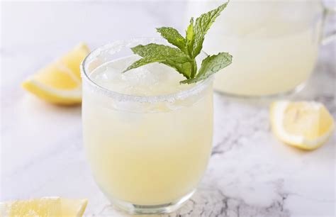 How To Make The Best Ever Lemonade According To Ina Garten