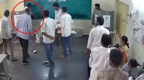 బిగ్ బ్రేకింగ్ వైసీపీ మాజీ ఎమ్మెల్యే పిన్నెల్లి రామకృష్ణారెడ్డి అరెస్ట్ Times Now Telugu