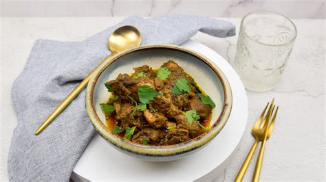 Masala Doksa Surinaams Gestoofde Eend Eviekookt