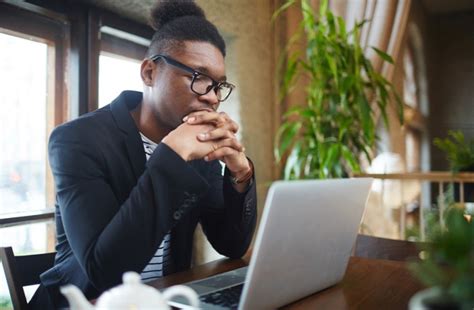 Хийснээрээ цалинждаг ажил сэтгэцийн эрүүл мэндэд сөрөг нөлөөтэй Мэдээ мэдээлэл Монголын