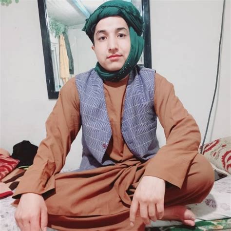 وحید کریمی Youtube