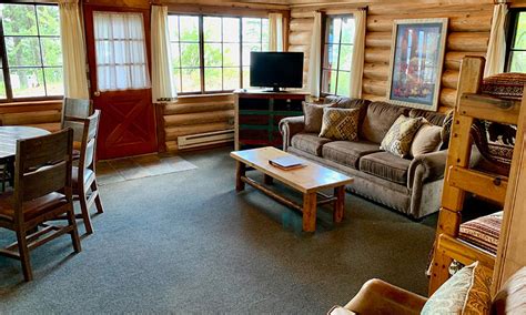 Lodging In Priest Lake Idaho Cabin 16 Elkins Resort On Priest Lake