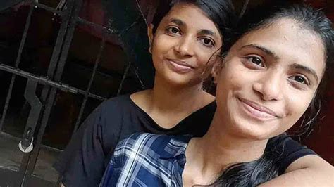 Afeefa Returns Starts Living With Sumayya High Court Directs Police To Give Her Protection