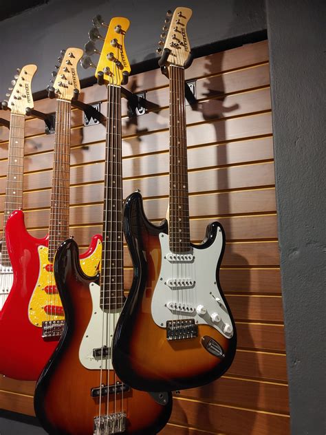 잉여기타 Ingyeoguitar Twitter