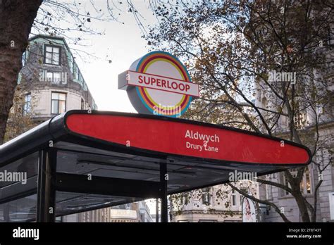 Sl6 Superloop Express Bus Route And Bus Shelter On The Aldwych London Wc2 England U K Stock