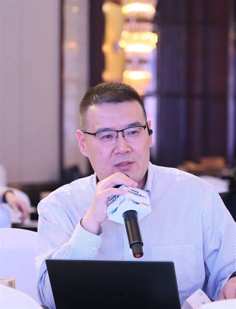 前列腺癌发病逐年上升 专家解析全程管理新路径宁豪治疗患者 前列腺癌发病逐年上升 专家解析全程管理新路径宁豪治疗患者