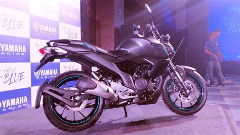 Yamaha Fz V Metric Black Wallpapers Wallpaper Cave