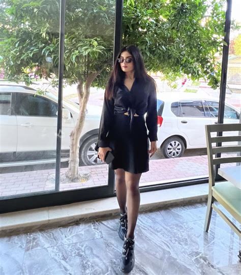 Mahwish Rpakibeauties