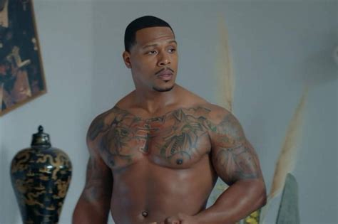 15 Best Male Nude Scenes In Pop Culture In 2025