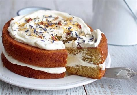 Indulge In These Tea Infused Cakes To Celebrate International Tea Day
