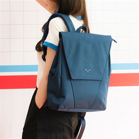 마흐 마흐 영 백팩 가벼운 데일리 여행용 가방 위시버킷