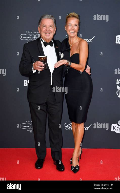 Jörg Woltmann Mit Tochter Sandra Sophie Beim Hommage Au Bambi 2024 Im