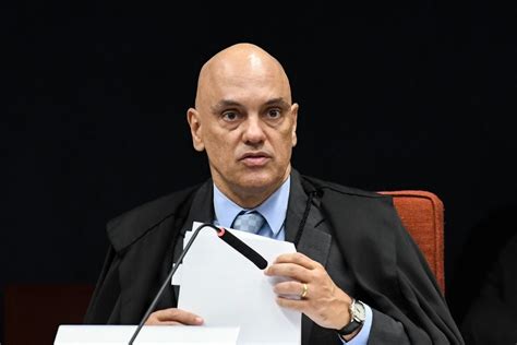 moraes dá 15 dias para pgr decidir se denuncia bolsonaro no caso das