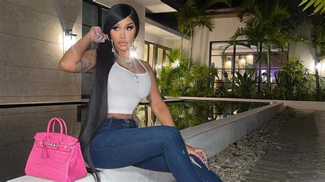 Cardi B Proudly Showcases Her Curvaceous Figure In Sexy Looks As She