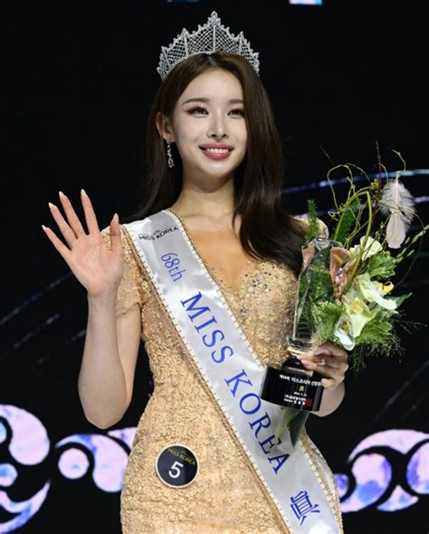 캐나다군 수장에 첫 여성 임명 피플