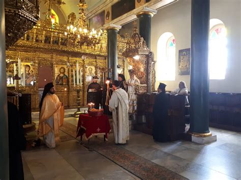 Η ΠΑΝΗΓΥΡΙΣ ΤΗΣ ΑΓΙΑΣ ΤΡΙΑΔΟΣ ΣΤΗΝ ΘΕΟΛΟΓΙΚΗ ΣΧΟΛΗ ΤΗΣ ΧΑΛΚΗΣ ΦΩΤΟ Christian News Before