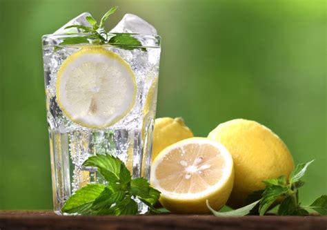 Truth About Lemon Water Benefits Myths And How To Make It Right