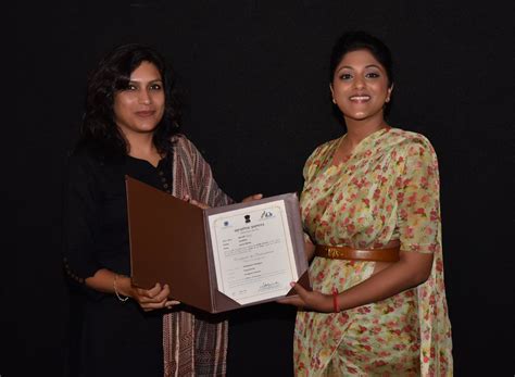 Keerthy Suresh And Swapna Dutt Stills From Iffi 2018 Social News Xyz