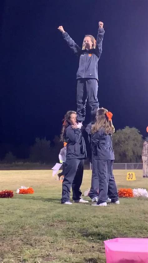 140 Cheer Ideas Cheer Stunts Cheerleading Stunt Cheer Routines