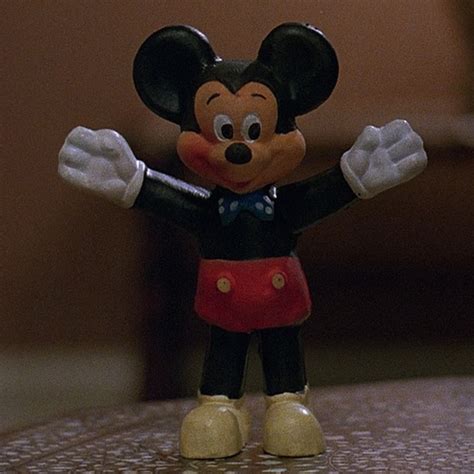 Help Determining The Model Of Mickey Mouse From American Werewolf In