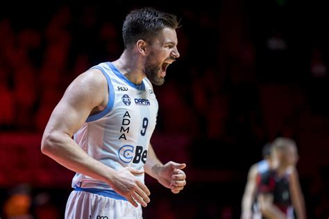 Nuo Vaikystės Krepšininku Svajojęs Būti Edvinas Šeškus „buvo Momentų