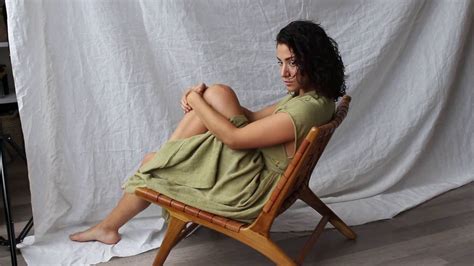 Manon Azem Feet 16 Photos