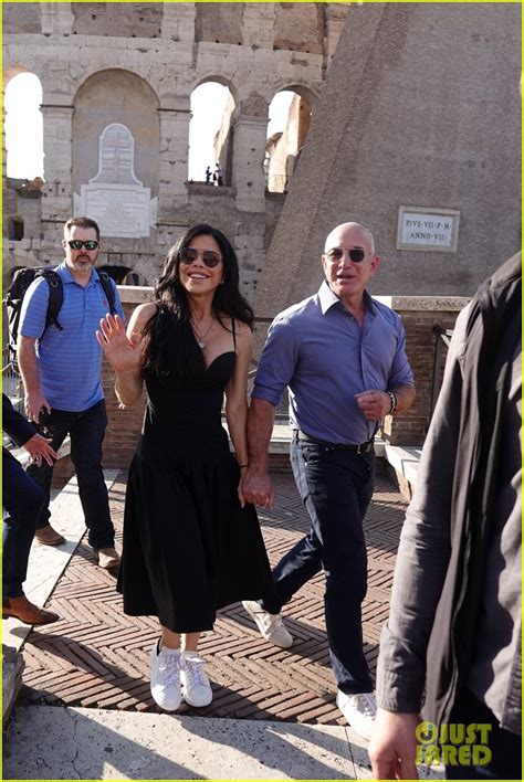 Jeff Bezos And Girlfriend Lauren Sanchez Go Sightseeing At The Colosseum