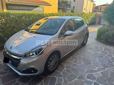 Peugeot 208 2016 From Italy Lot 73788902f7b14fe7bf3b2bc1f0776c86