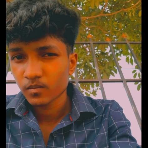 🤍🖤 Sumukh Bolar • Threads Say More