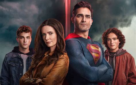 Download Inde Navarrette Tv Show Superman And Lois Hd Wallpaper