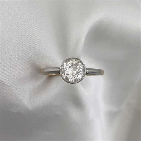 162ct Diamond 18 Yellow Gold Barnard Ring Edj