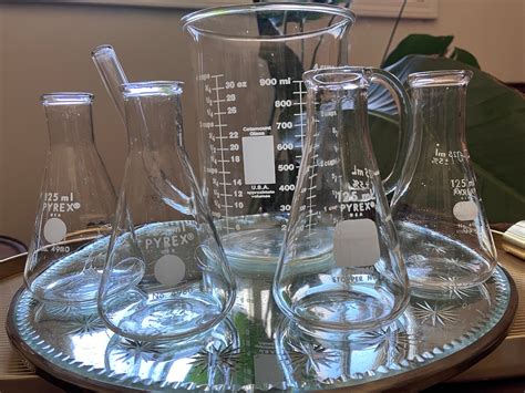 Vintage Pyrex 125 ML Erlenmeyer Conical Chemistry Flasks No 4980 Catamount Glass 4 Cup Pitcher