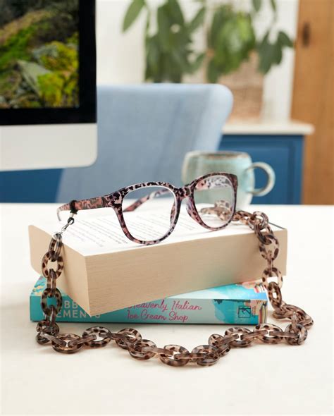 Irene Taupe Glasses Chain Opticaid