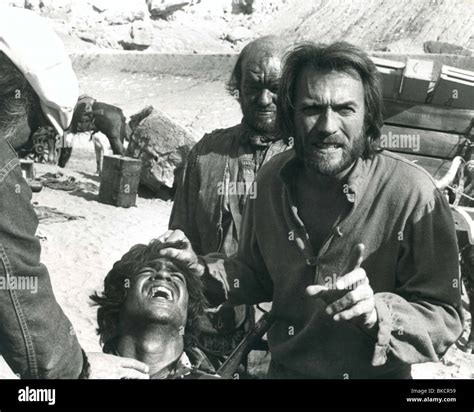 Clint Eastwood Dir Os The Outlaw Josey Wales 1976 With Bill