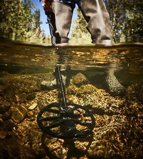 metal detecting in an aquatic environment