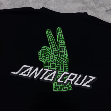 Santa Cruz Tshirt, Men's Fashion, Tops & Sets, Tshirts & Polo Shirts on ...