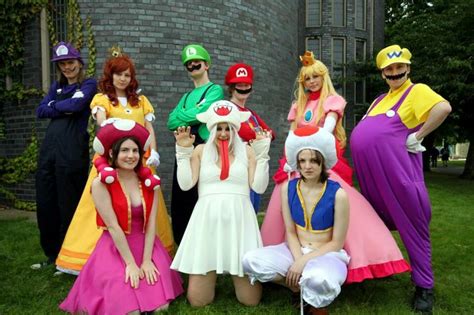 Mario Group Mario Halloween Costumes Diy Halloween Costumes Easy