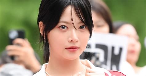 르세라핌 홍은채 빨간맛 하트[엑s Hd포토]