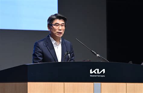 전기차·pbv·소프트웨어 혁신…기아 2025년 3대 축 세웠다