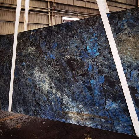 Blue Emerald Luxury Stone Slab For Table