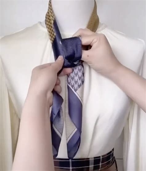 스카프 예쁘게 매는법 4가지 방법 사진 And 동영상 가이드 네이버 블로그