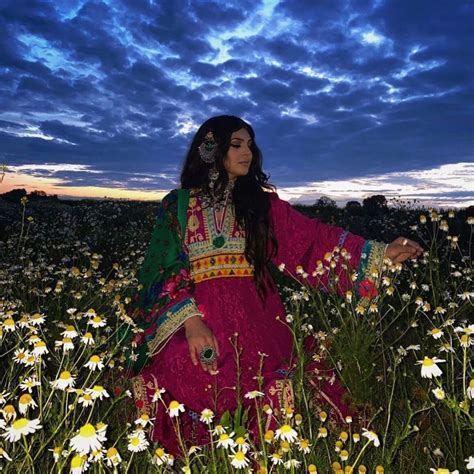 Traditional Clothes And Jewelry On Instagram Khoshbo0o Afghanclothes