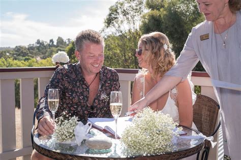 Annie Greer Wedding Celebrant Perth Wedding Wa