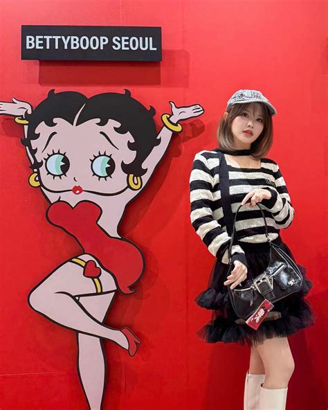 리타 초대 더현대서울에서 열리고 있는 베티붑 팝업 다녀왔어요 키치하고 유니크한 아이템들 다 갖고 싶음 🤭 구매 금액별 선착순 이벤트 인스타그램 팔로우 및 스토리
