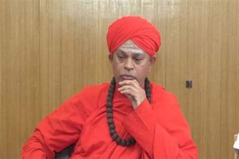 Murugha Math Priest Shivamurthy Murugha Sharanaru Send To 14 Days