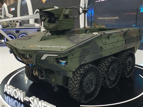 한화디펜스 방산 전시회서 차세대 전투차량 5종 공개 머니s