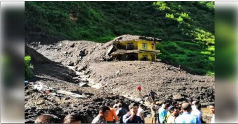 25 Bodies Recovered 34 Missing From Two Buses Hit By Landslides