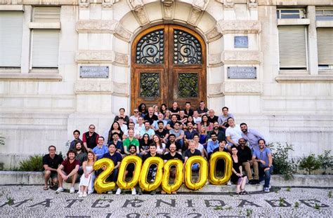 edge impulse on linkedin 2️⃣0️⃣0️⃣ 0️⃣0️⃣0️⃣ 🎉🚀 the edge impulse