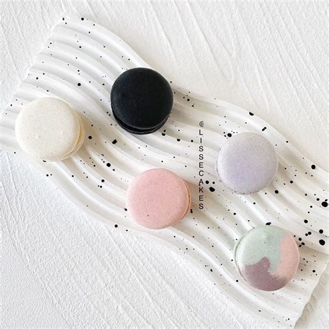 Simple Macarons 10pcs